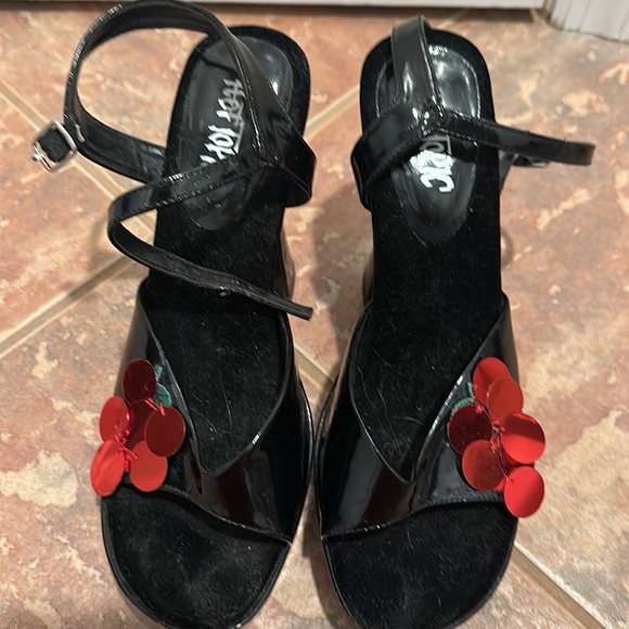 Hot Topic | Shoes | Gothic Hot Topic Early 200s Heels | Poshmark